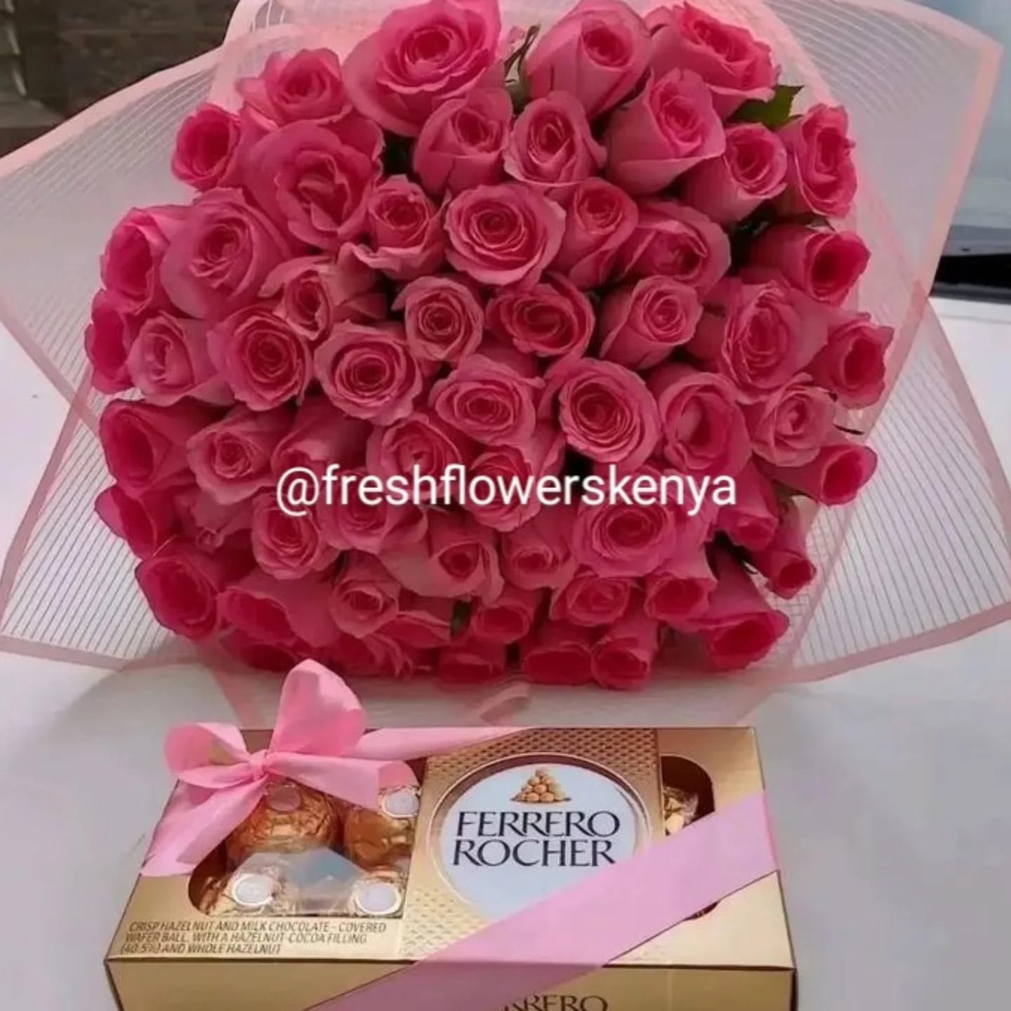 PINK ROSES AND FERRERO ROCHER CHOCOLATE – Fresh Flowers Kenya